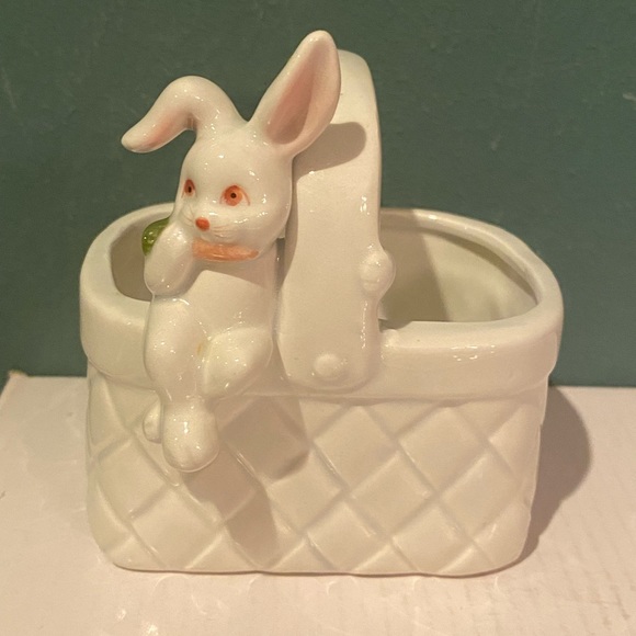 Fitz and Floyd | Accents | Fitz Floyd Bunny Rabbit Climbing Out Of ...